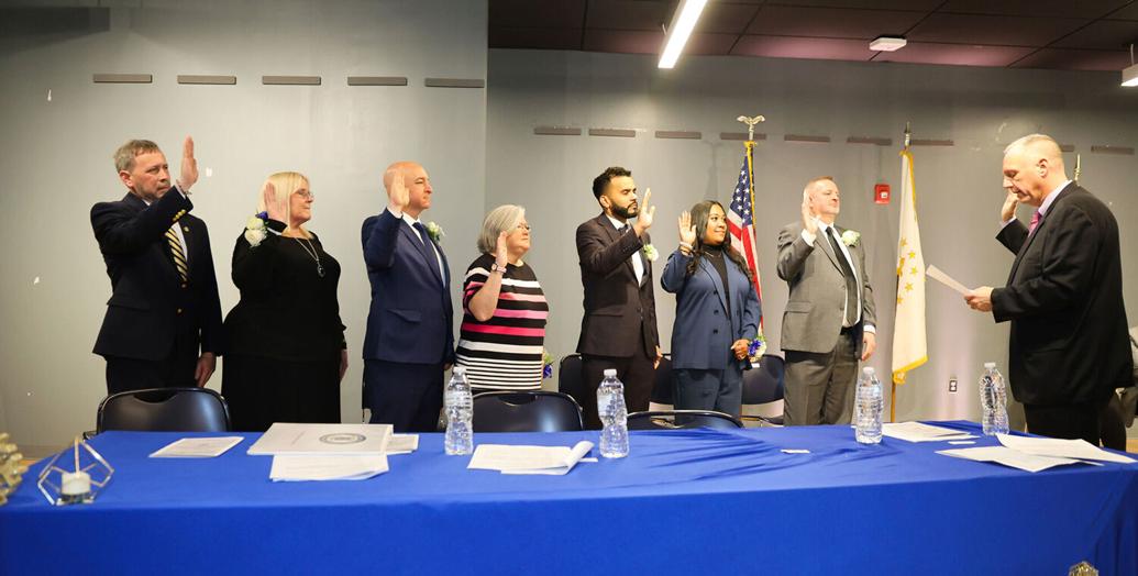 Grebien sounds optimistic note as Pawtucket leaders sworn in ...