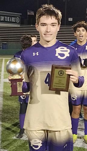 Saints hold off Cougars to capture D-III boys' soccer championship ...