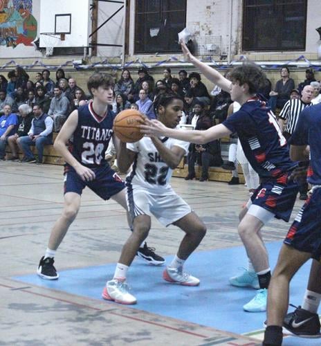 Peaking at the right time: Shea boys' basketball team extends win ...