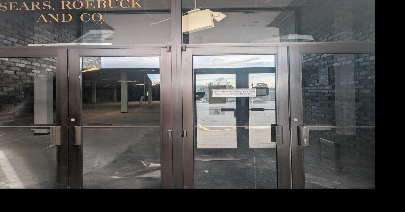 Woonsocket mayor says grocery market still coming to old Sears, will be ...