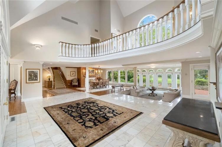 Simpson closes highest-ever North Smithfield sale | News | valleybreeze.com