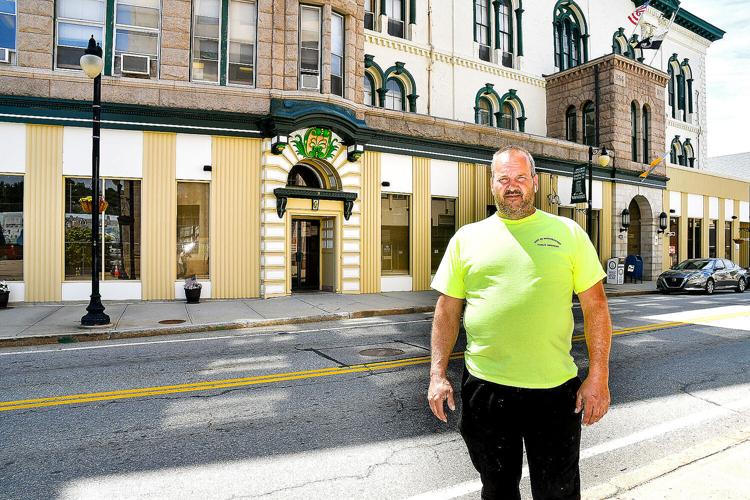 The Woonsocket City Hall facade gets a facelift | | valleybreeze.com