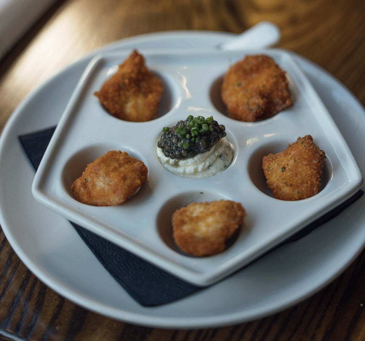 Chow Fun's new restaurant 10 Prime Seafood makes waves | Local Scoop ...