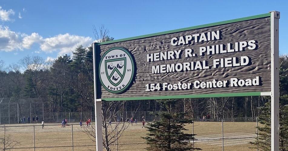 Foster veteran Phillips honored with field dedication | | valleybreeze.com