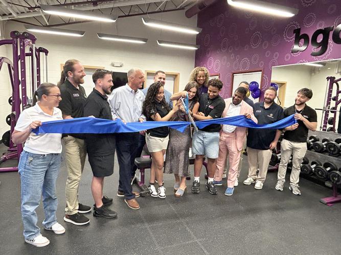 Pawtucket Boys and Girls Club unveils mini gym through Planet Fitness ...