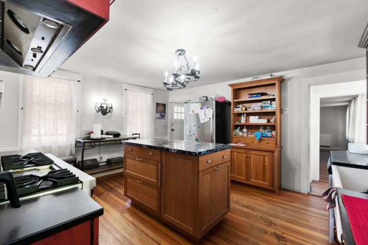John Slater House goes up for sale | News | valleybreeze.com