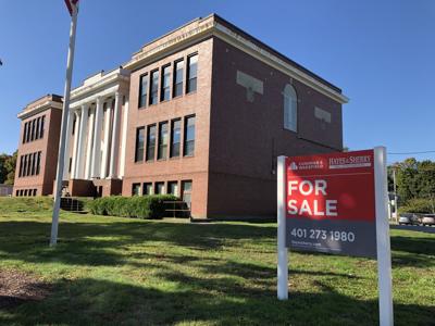 Memorial School sale gains steam | News | valleybreeze.com