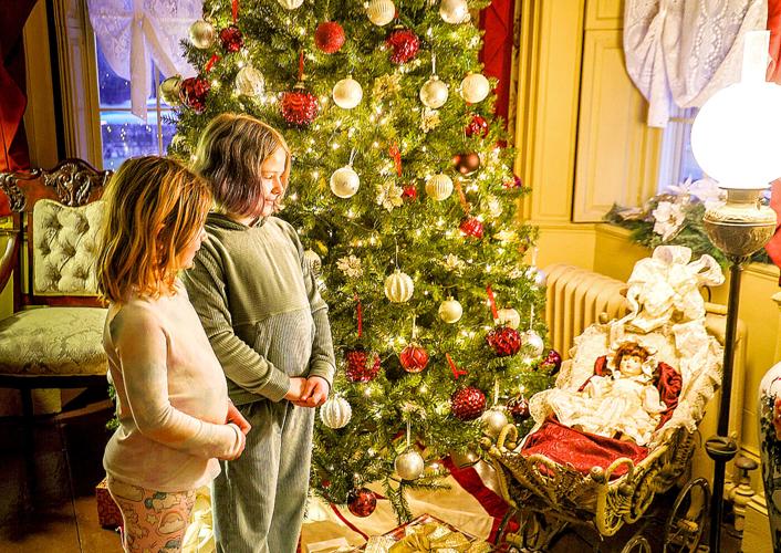 Home for Holidays at Hearthside House | | valleybreeze.com