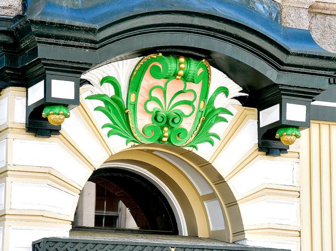 The Woonsocket City Hall facade gets a facelift | | valleybreeze.com