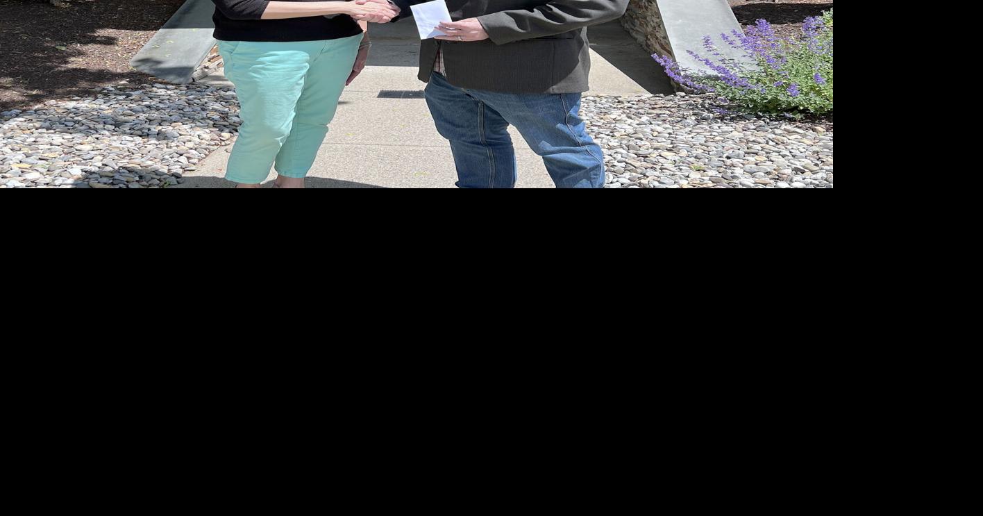 Valley Breeze reader survey prize winner | News | valleybreeze.com