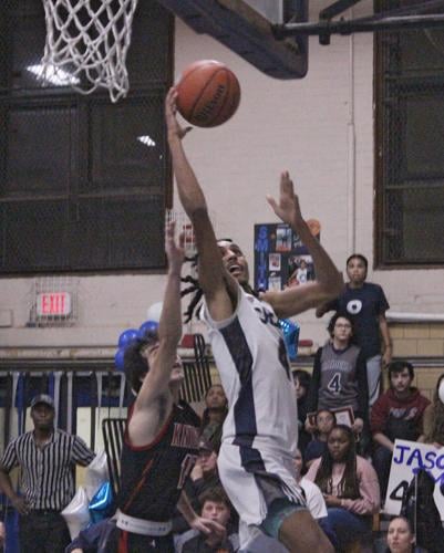 Winners of eight of last 10 games, Shea heads into D-II playoffs on high note | Sports ...