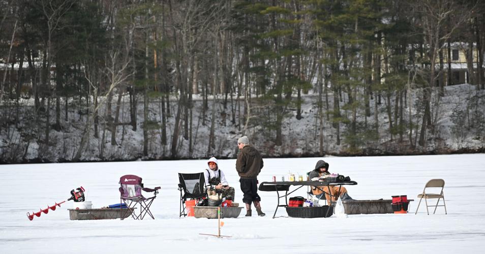 Ice fishing tournament on Smithfield's Stump Pond | Multimedia ...