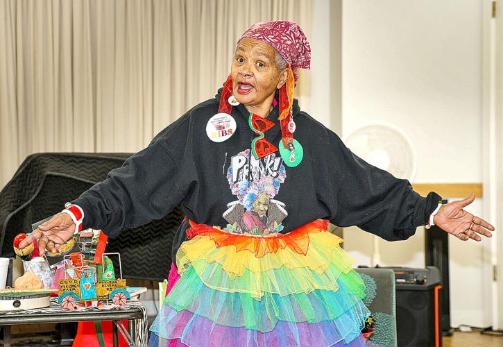 The Watermelon Lady Story Teller performs at the Greenville Public ...