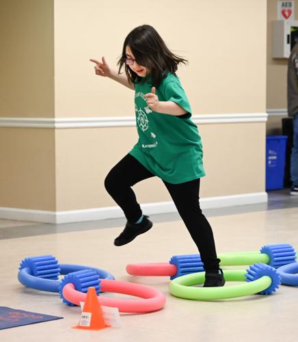 North Smithfield Scouts tackle obstacle course | | valleybreeze.com