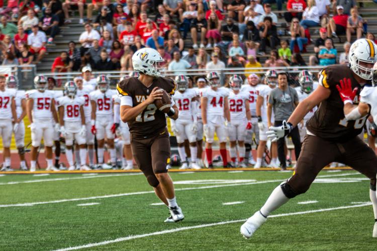 Valpo Football earns victory in season opener | Sports | valpotorch.com