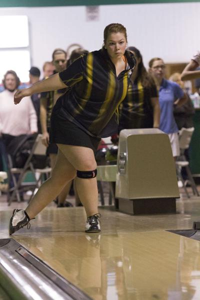 Bowling season ends over spring break | Sports | valpotorch.com