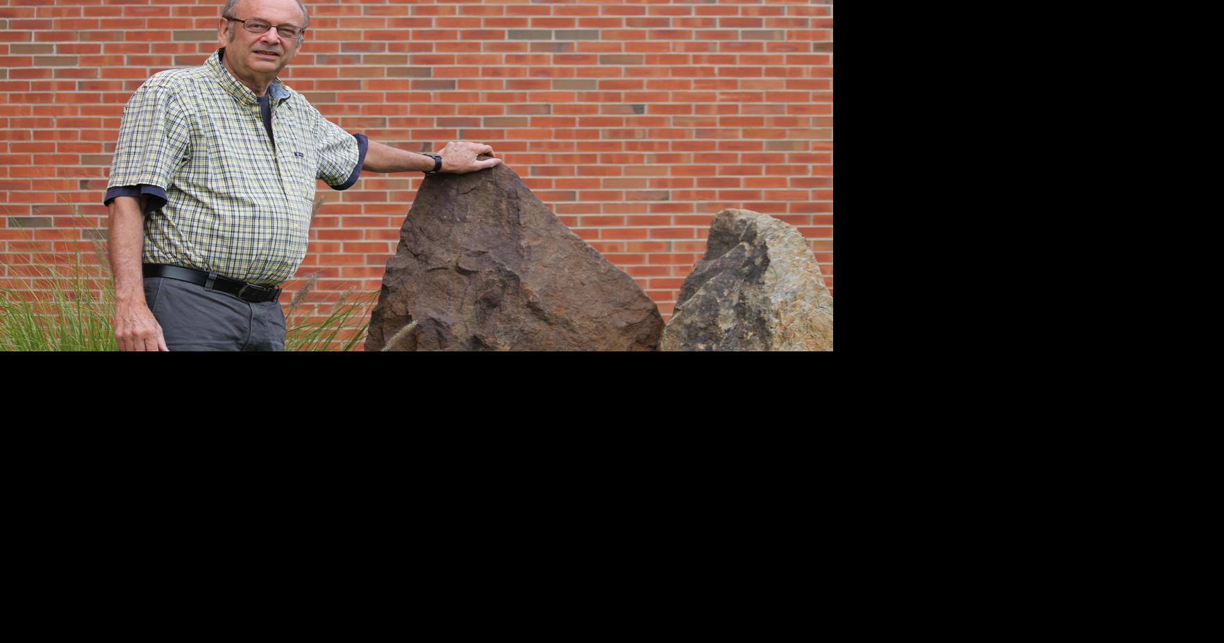 Professor follows his wanderlust | Features | valpotorch.com