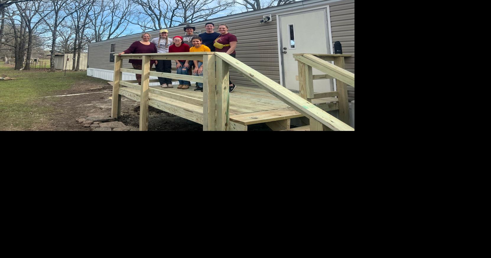Spring Break Service Trip: Cherokee Nation | Features | valpotorch.com