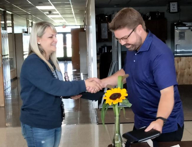 Chamber Shining Light Awards given to VLSD’s brightest | News ...