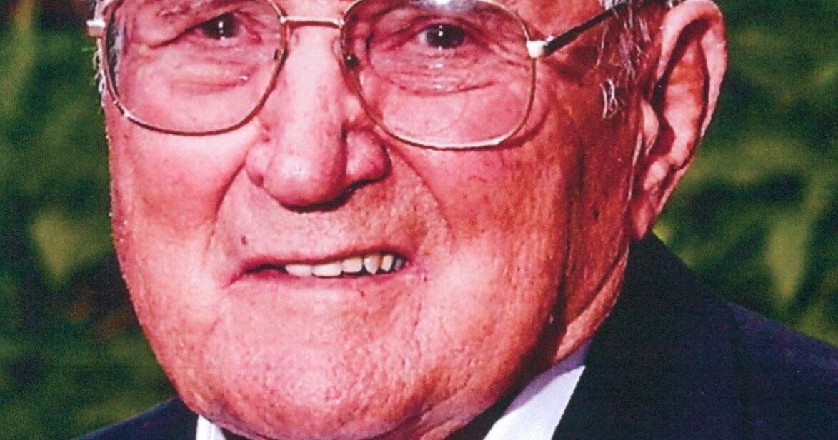 William Marks | Obituaries | vermilionphotojournal.com
