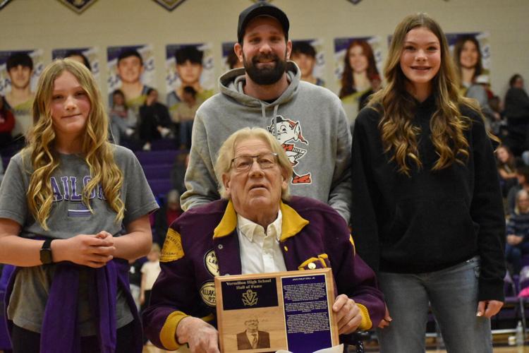 Five inducted into VHS Hall of Fame | Schools | vermilionphotojournal.com