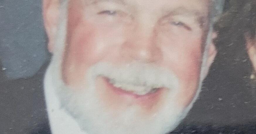William Decker | Obituaries | vermilionphotojournal.com
