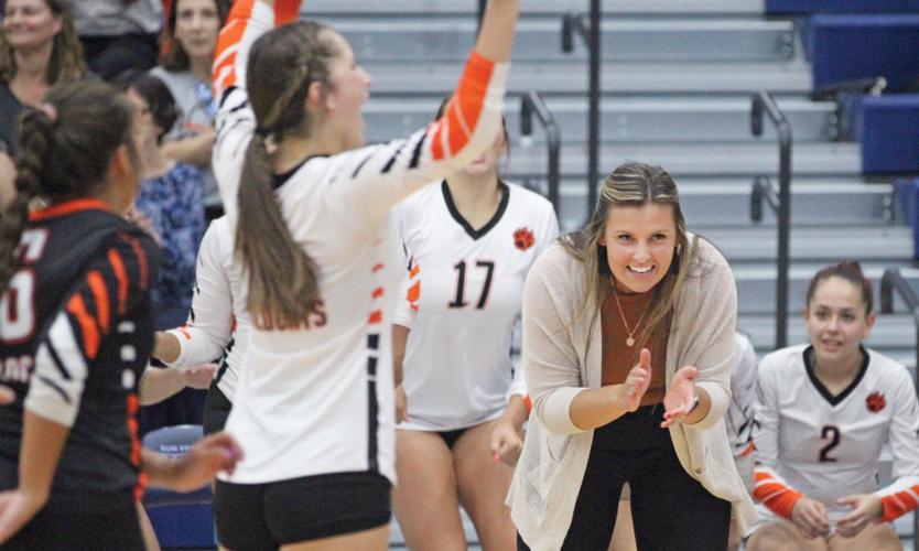 For the history books: Verona volleyball wins first-ever match on Sun ...