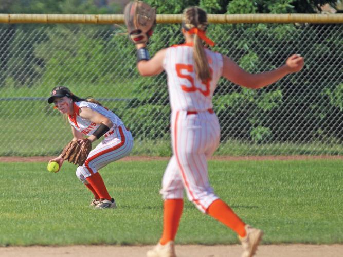 Softball: Verona falls short in 10-inning sectional ‘battle’ with Sun ...