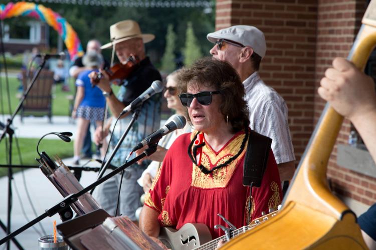 City unveils new park at grand opening celebration | Local News ...
