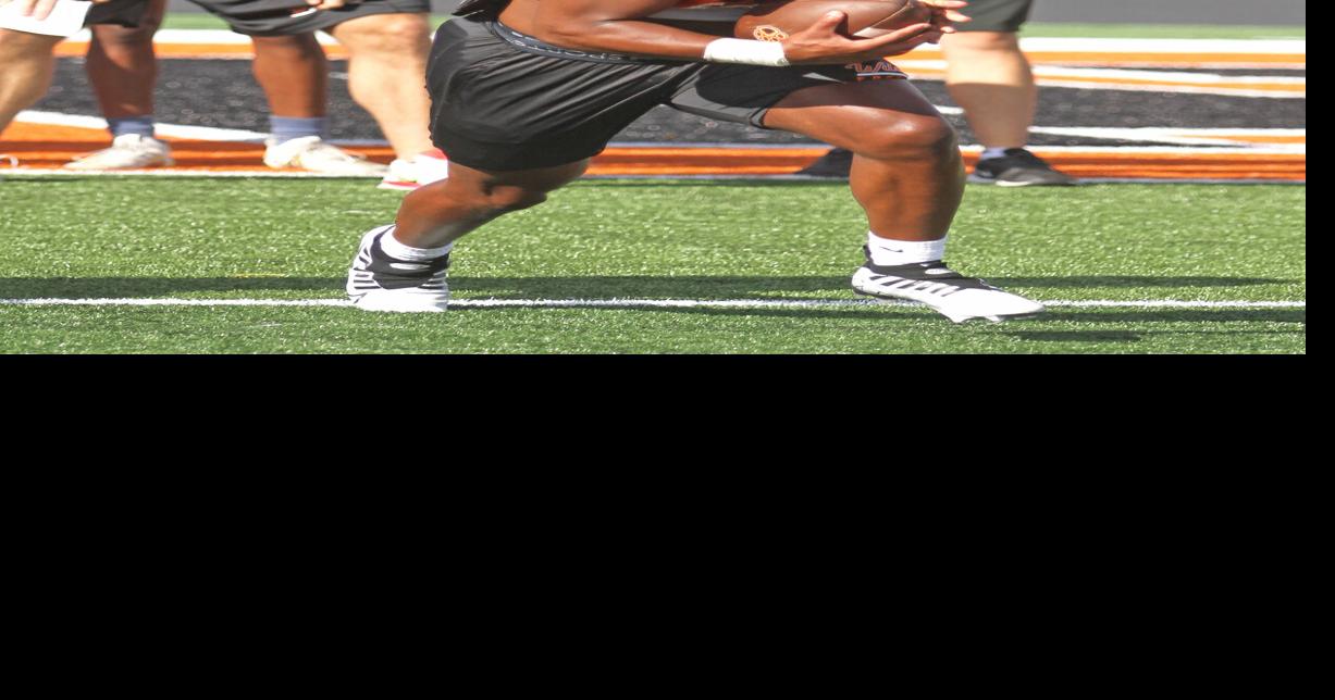 Football: On similar path, Trey Engram, Tre Poteat hoping to make mark ...