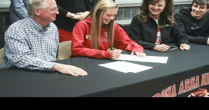 Girls golf: Reinecke signs up to be a Badger | Sports | veronapress.com