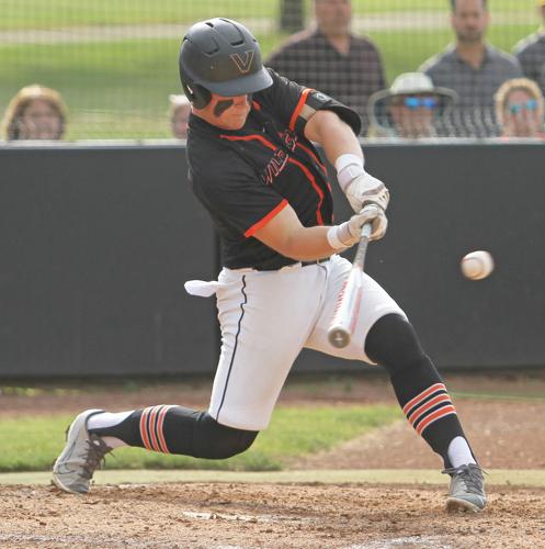Baseball: Riley Peterson pitches Verona to regional championship ...