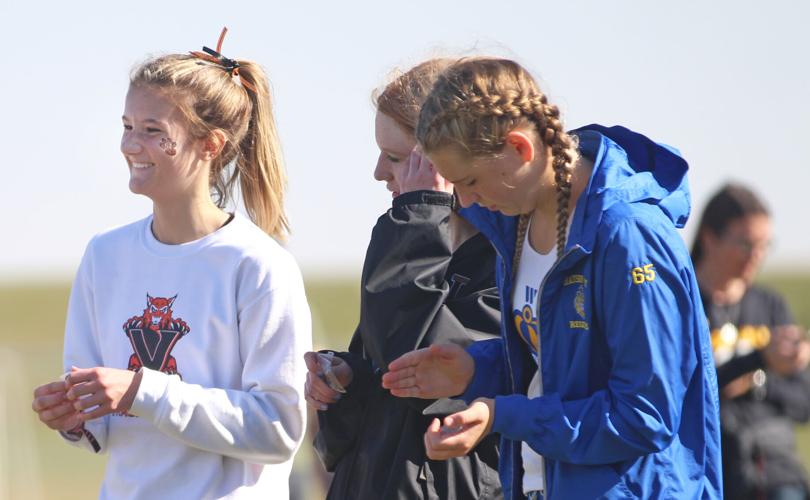 Girls cross country: Verona’s Lexi Remiker breaks through to qualify ...