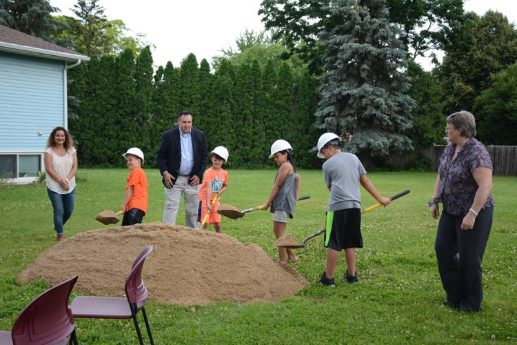 King James Way neighborhood celebrates park groundbreaking | Politics ...