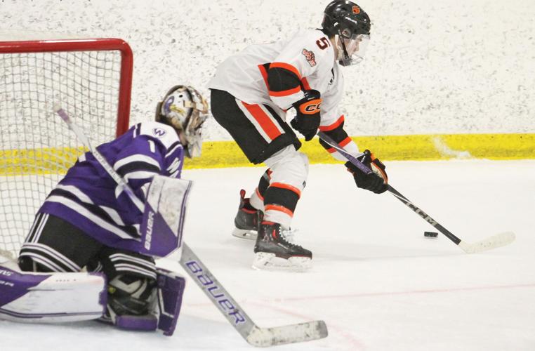 Boys hockey: Verona rolls by Waunakee in regional final | Sports ...