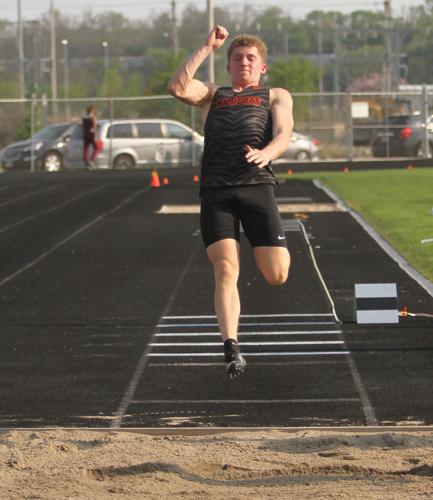 Boys track and field: Verona’s Aidan Manning helps Verona to runner-up ...