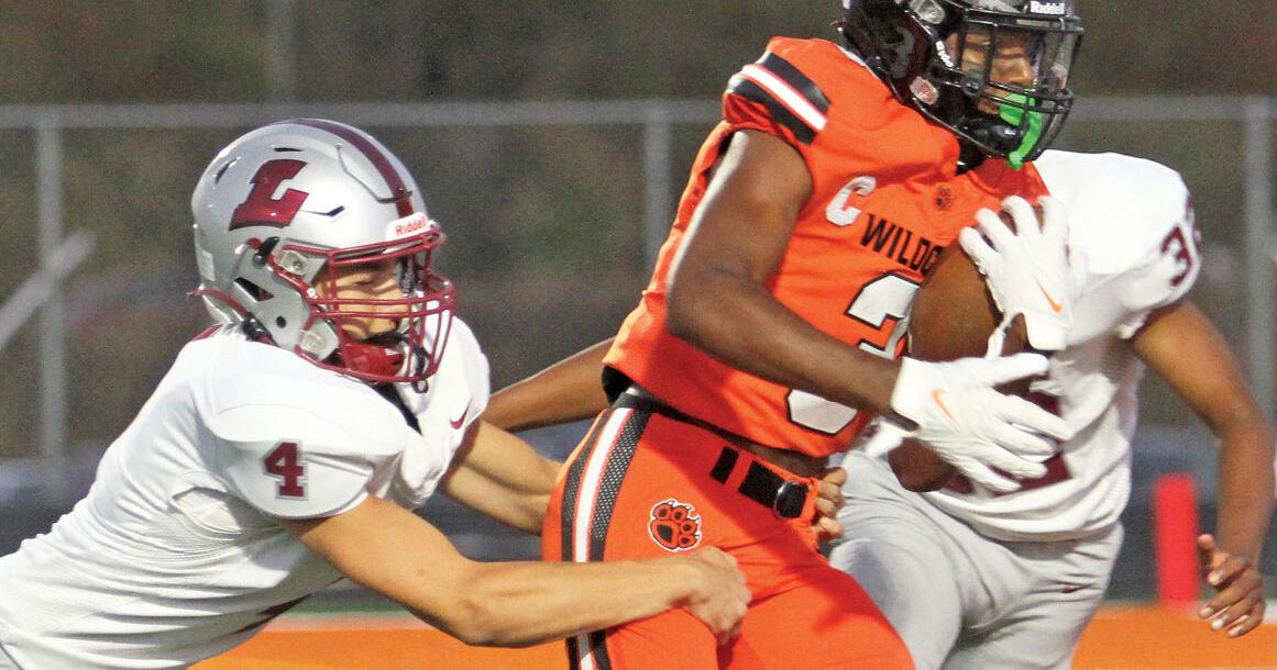 Football: Caleb Hallmark tosses four TDs in Verona’s win over La ...