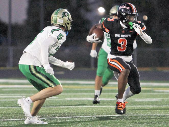 Football: Verona sneaks by Janesville Parker | Sports | veronapress.com