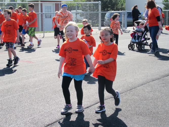 Country View Walk-a-thon | Schools | veronapress.com