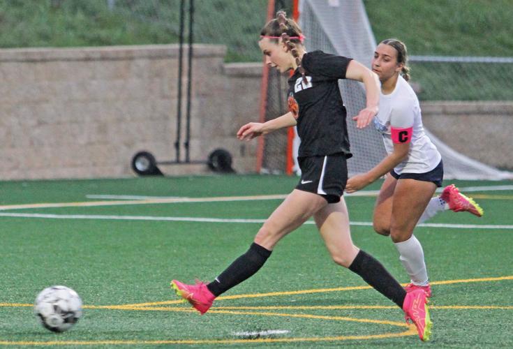 Photos: Verona vs. Sun Prairie West | | veronapress.com