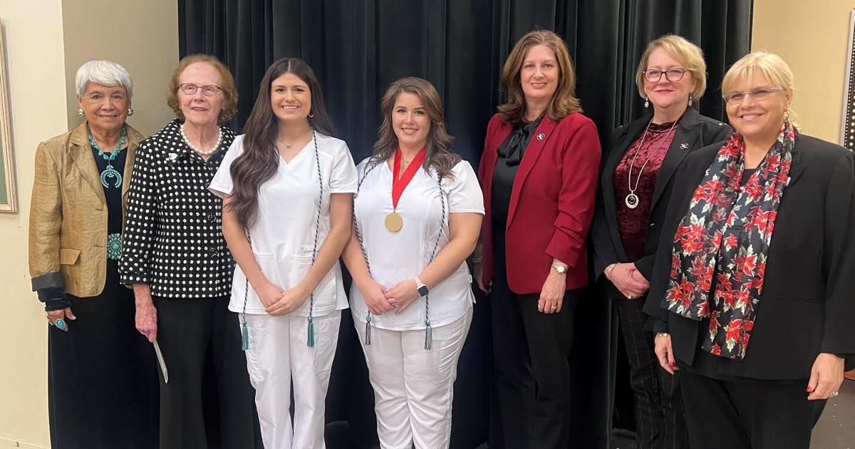 Victoria College Honors Associate Degree Nursing Graduates At Pinning