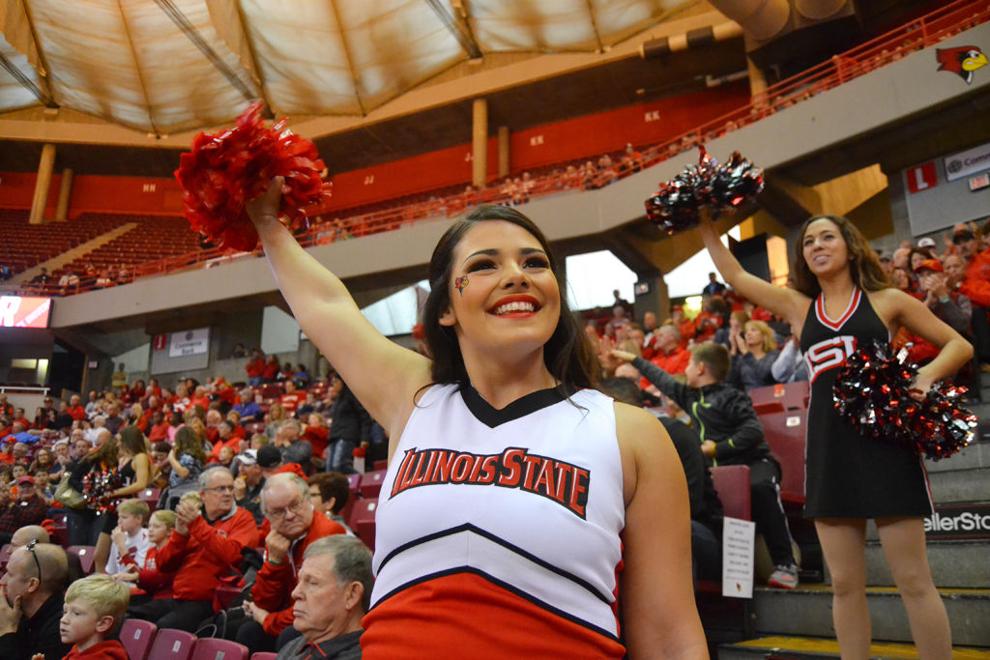 Deaf cheerleader makes herself heard | Features | videtteonline.com