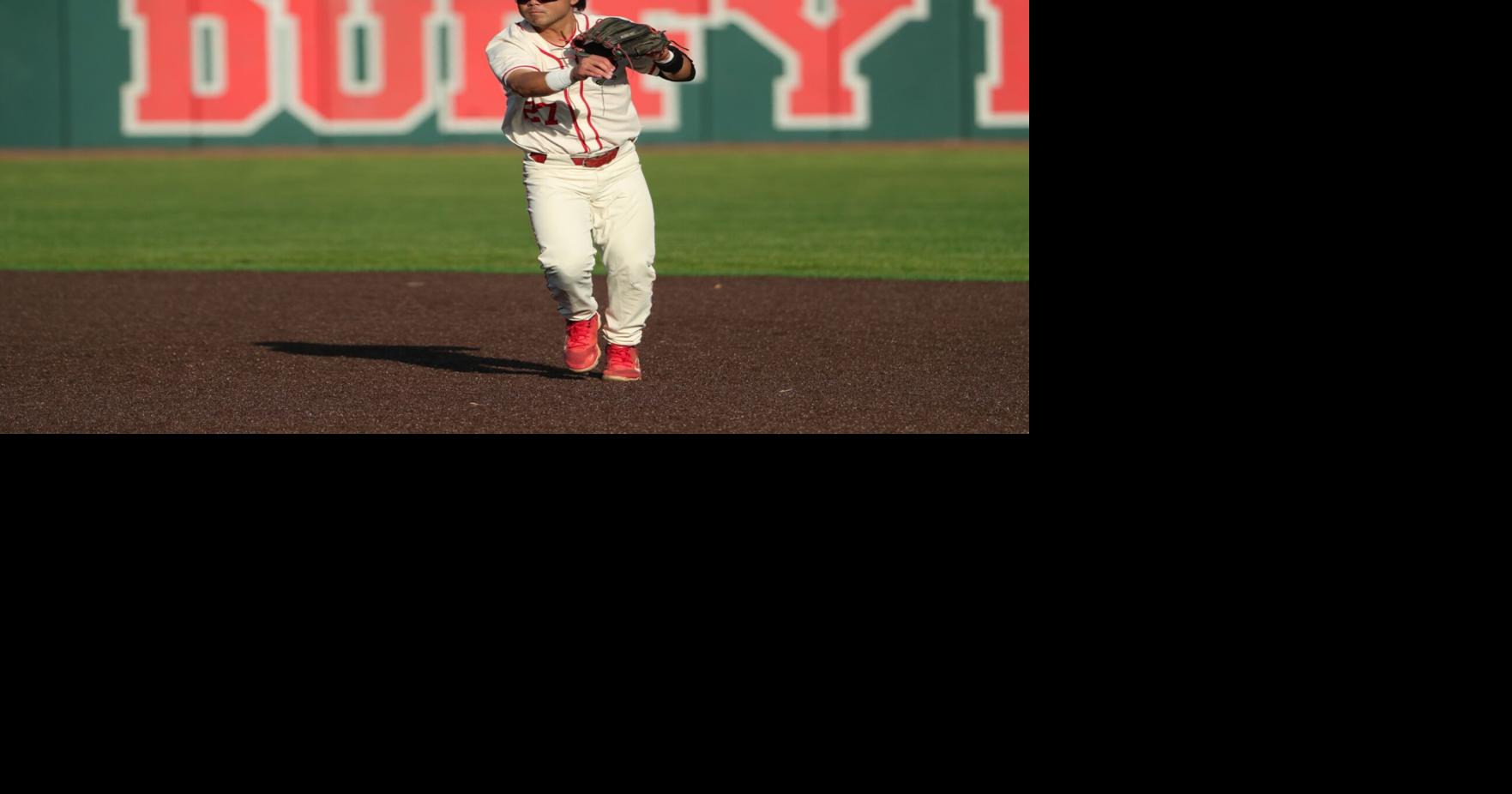 Offense quiet as ISU baseball drops third straight game 11-1 to Western ...