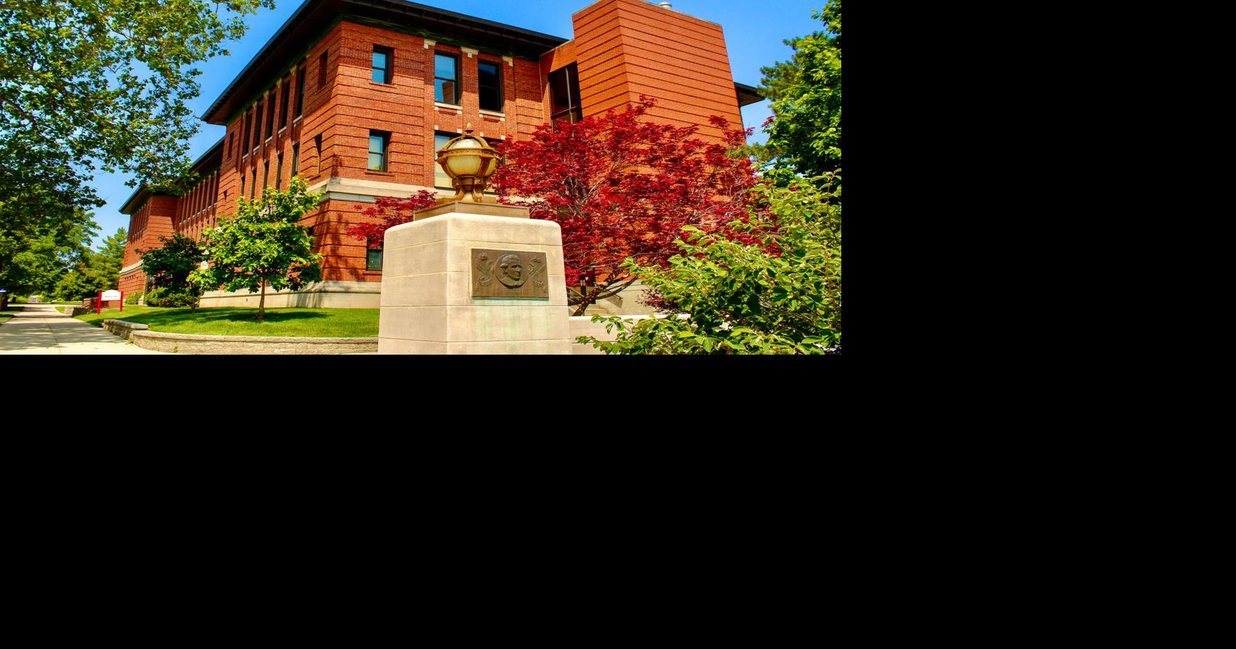 ISU students determine their chances of survival in horror settings ...