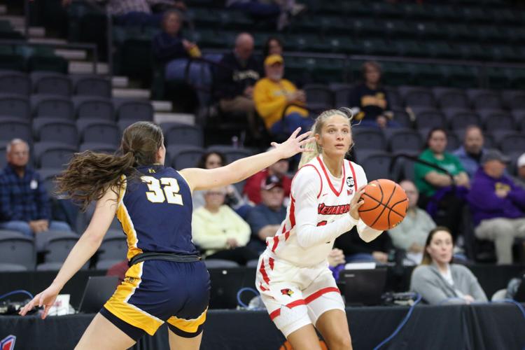 Gallery: ISU women's basketball advances to Hoops in the Heartland ...