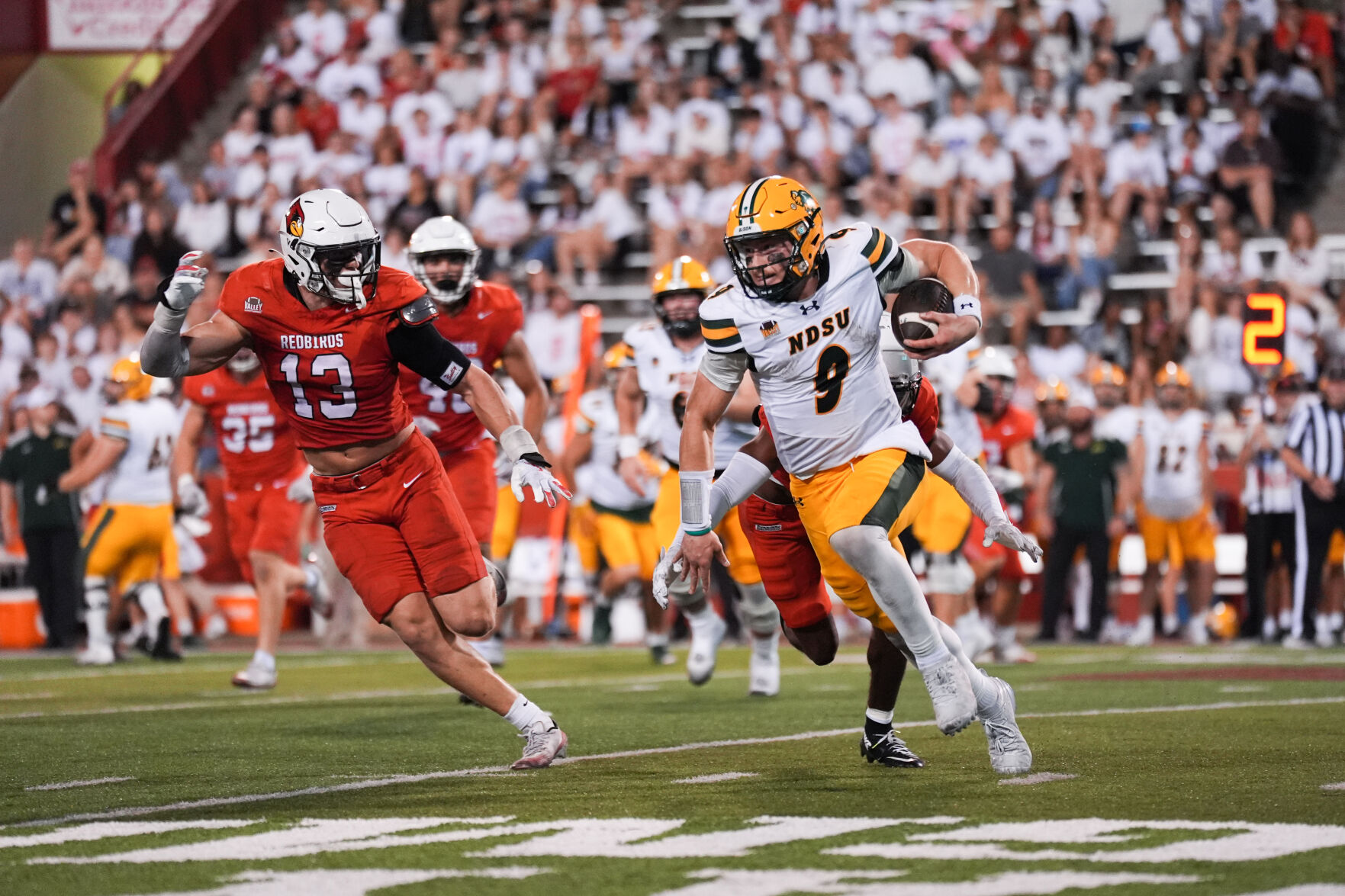 Looking to shock the world: Illinois State takes on No. 1 North Dakota ...