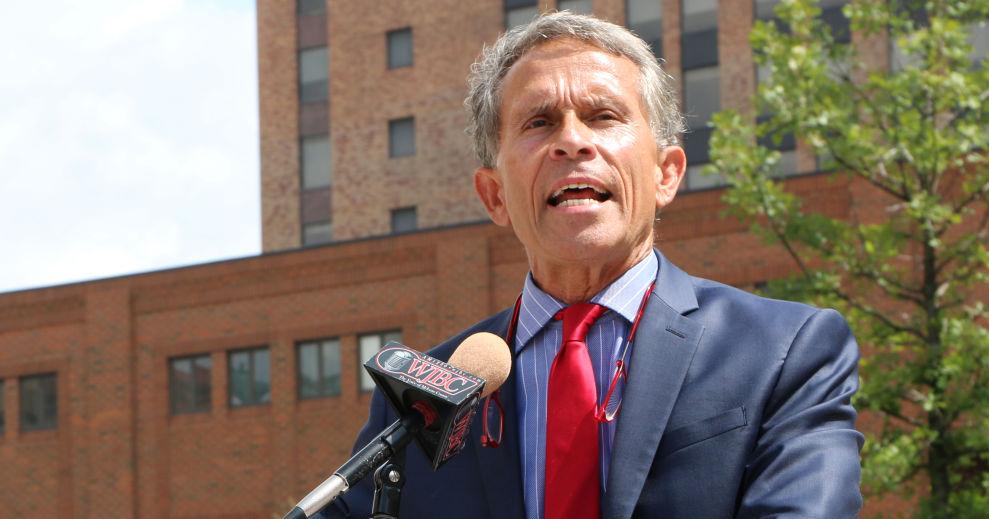 Bloomington Mayor Tari Renner not seeking re-election | News ...