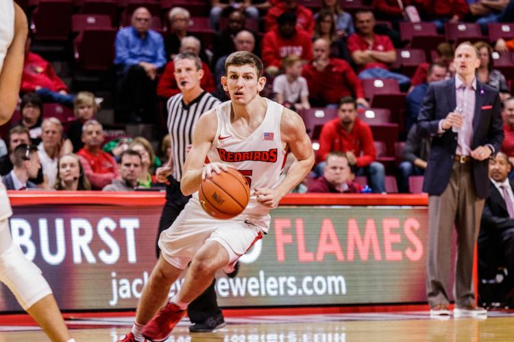Gallery: Basketball handles Lewis University | | videtteonline.com