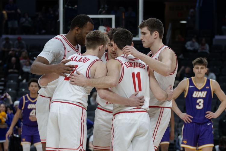 Gallery: Arch Madness: MBB vs. UNI | Multimedia | videtteonline.com