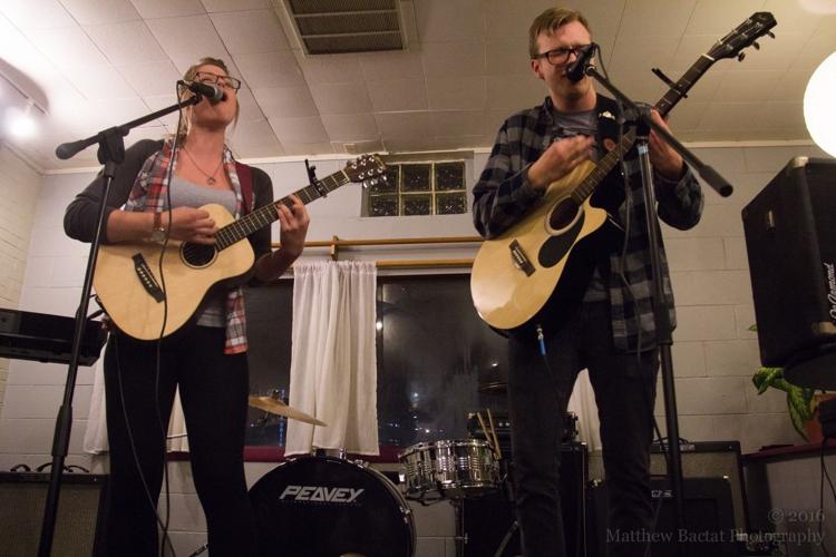 New blogger Jiles: Coffeehouse show provides jams | Blogs ...